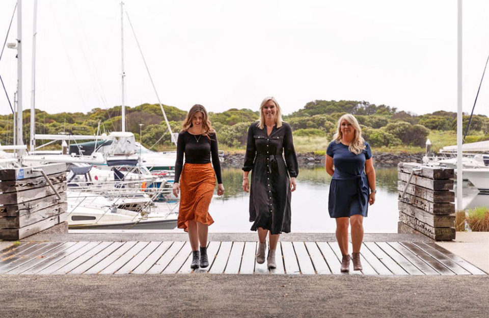 Ivy Creations | Queenscliff Victoria Trends in Hair & Makeup
